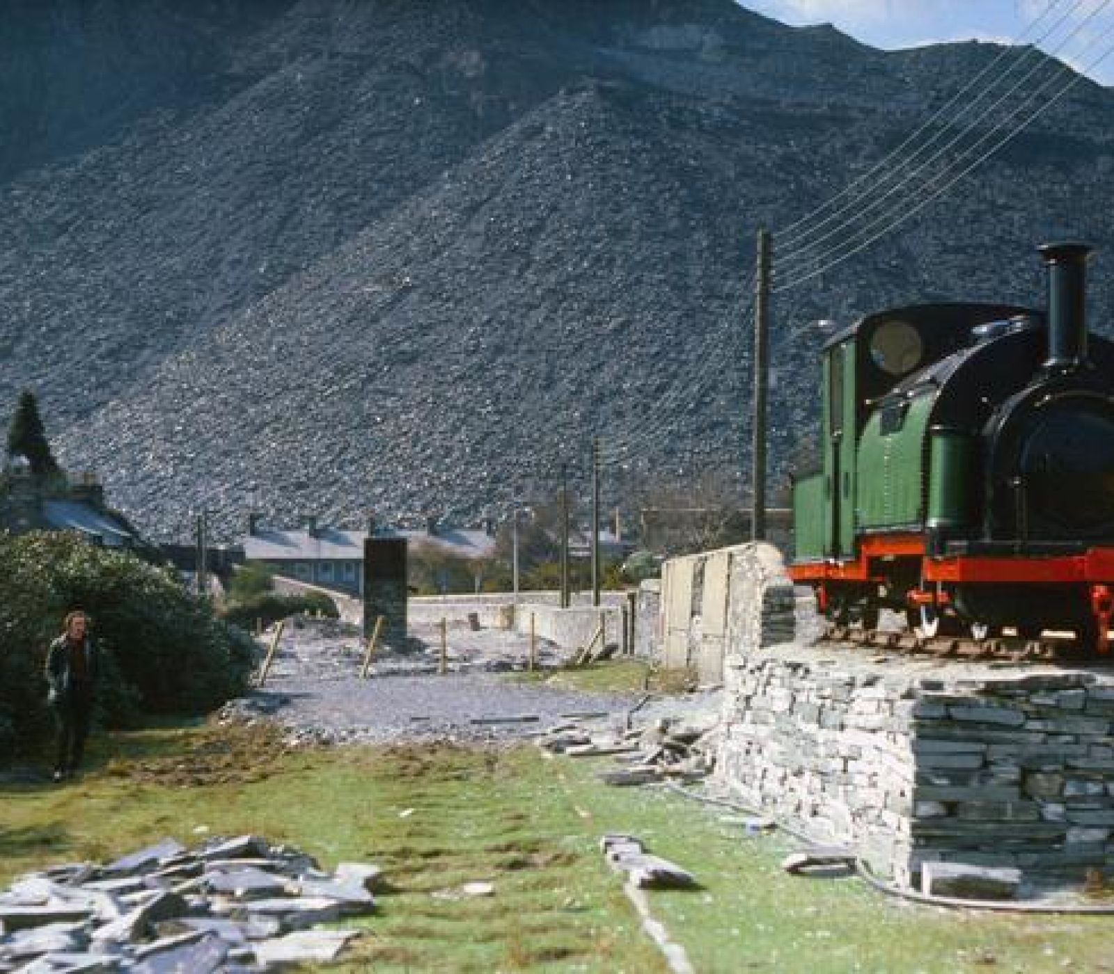 Ffestiniog Railway: Historic Railway in Snowdonia